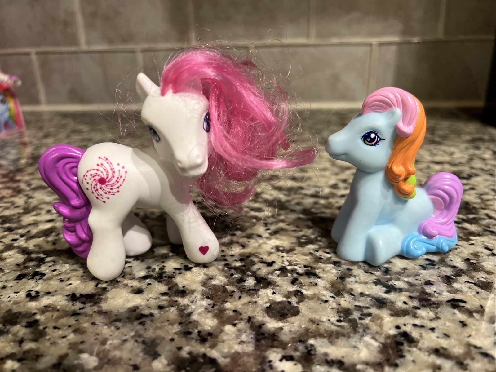 My Little Pony Birthday Celebration Razzaroo 2002 Musical Cake, 5 ...