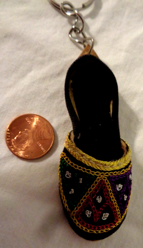 Traditional Asian Subcontinent Handmade Pakistani Khussa Sandal Shoes ...