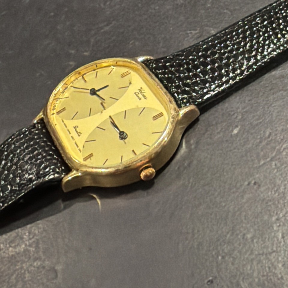 AB65 VTG VOLCAS Vintage Quartz Dual Time 40mm Watch Japan Made Untested ...