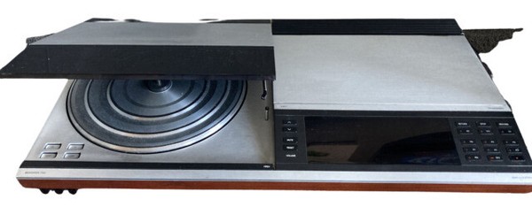 Bang & Olufsen Beocenter 7700 Panel Music System - White for sale ...