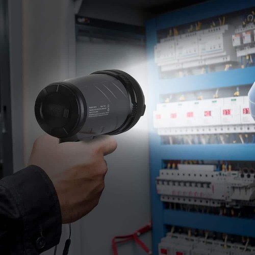 Defiant Rechargeable Spotlight 1000 Lumens LED Compact 3 Mode with USB ...