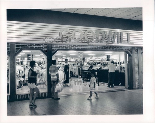 1983 Press Photo Goodwill Store in Mall 1980s | eBay