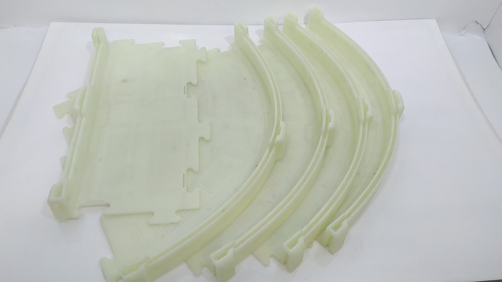 4 S1 and 1 S2 Kaotiks Race Track Parts | eBay