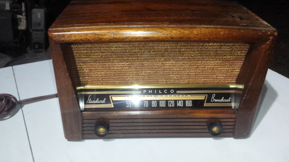 PHILCO 50-524 AM WOOD TABLE RADIO NICE RESTORED ELECTRONICS AM - See ...