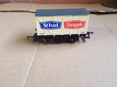 Lima 00 Gauge ONE NO ST IVEL / UNIGATE BOX VAN WAGON LOT NO 20 | eBay UK
