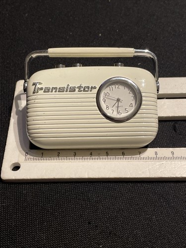 Miniature Transistor Radio Vintage Style Desk Mini Clock - Die-Cast ...