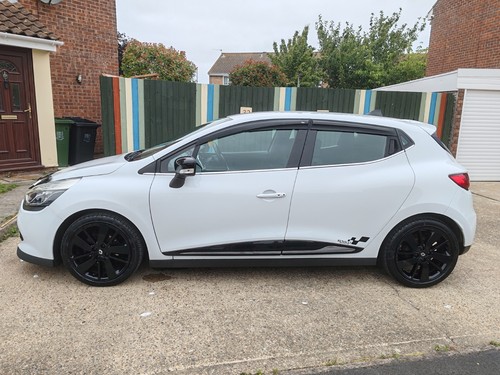 Renault Clio Mk4 Dynamique S Media Nav 15dci 2015 | eBay UK