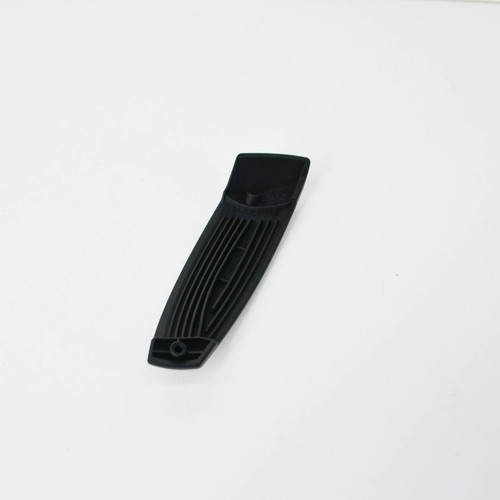 BMW Z4 E85 FRONT SEAT RIGHT BELT GUIDE LOOP 72117130832 NO IMPORT ...