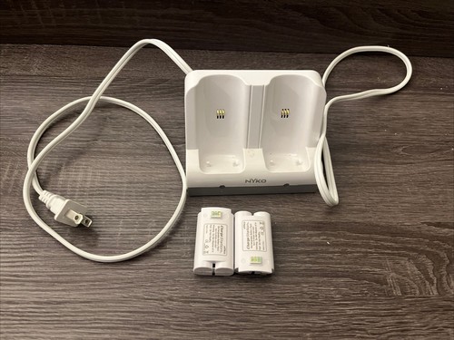 x2 Nyko Charge Station Nintendo Wii Remote Battery Pack (87000-A500 ...
