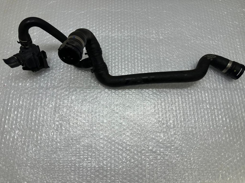 Porsche Macan (95B) 2019 Diesel engine water coolant pipe hose ...