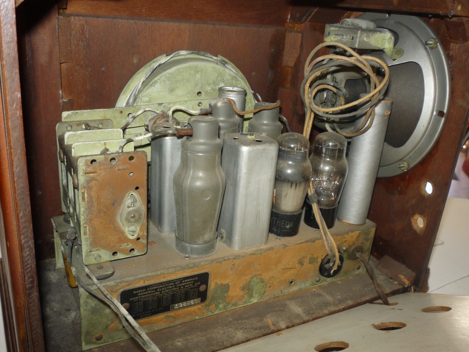 Rare Vintage Detrola tube Radio - Art Deco Model 106 | eBay