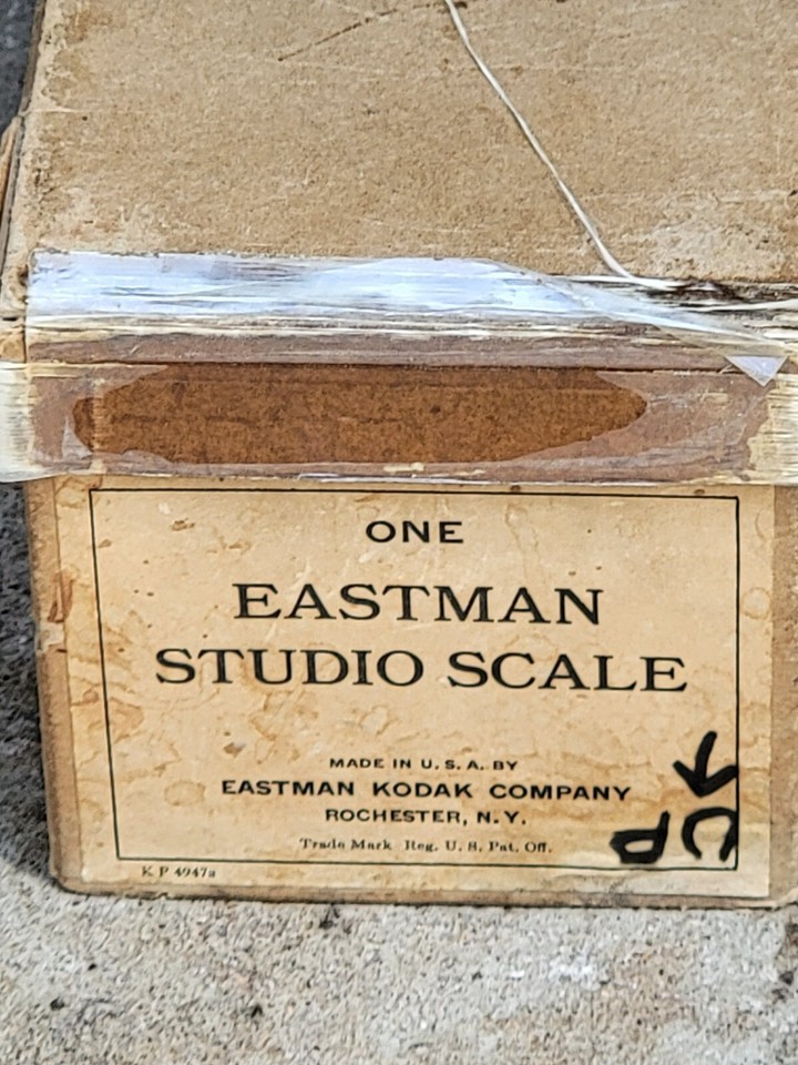 Vtg Kodak Antique EASTMAN STUDIO SCALE w Wood Base Weights & Orig Box ...