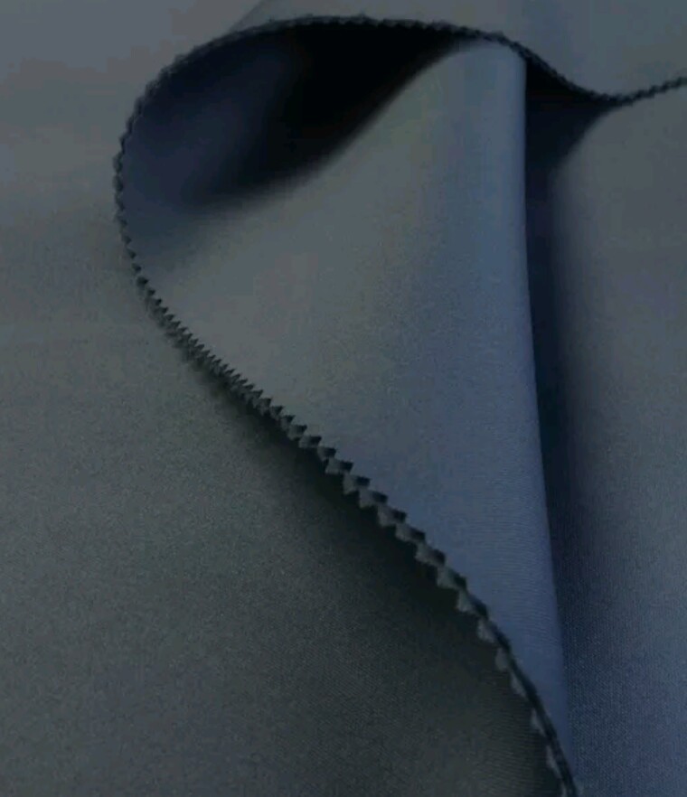 KICKPADS Lowki Style Wrestling Gear Black with Red Outline - TRUNKS ...