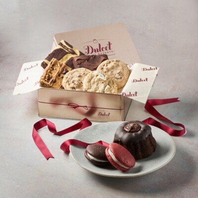 Dulcet Gourmet Food Gift Basket Chocolate Bundt Cookies Brownies ...
