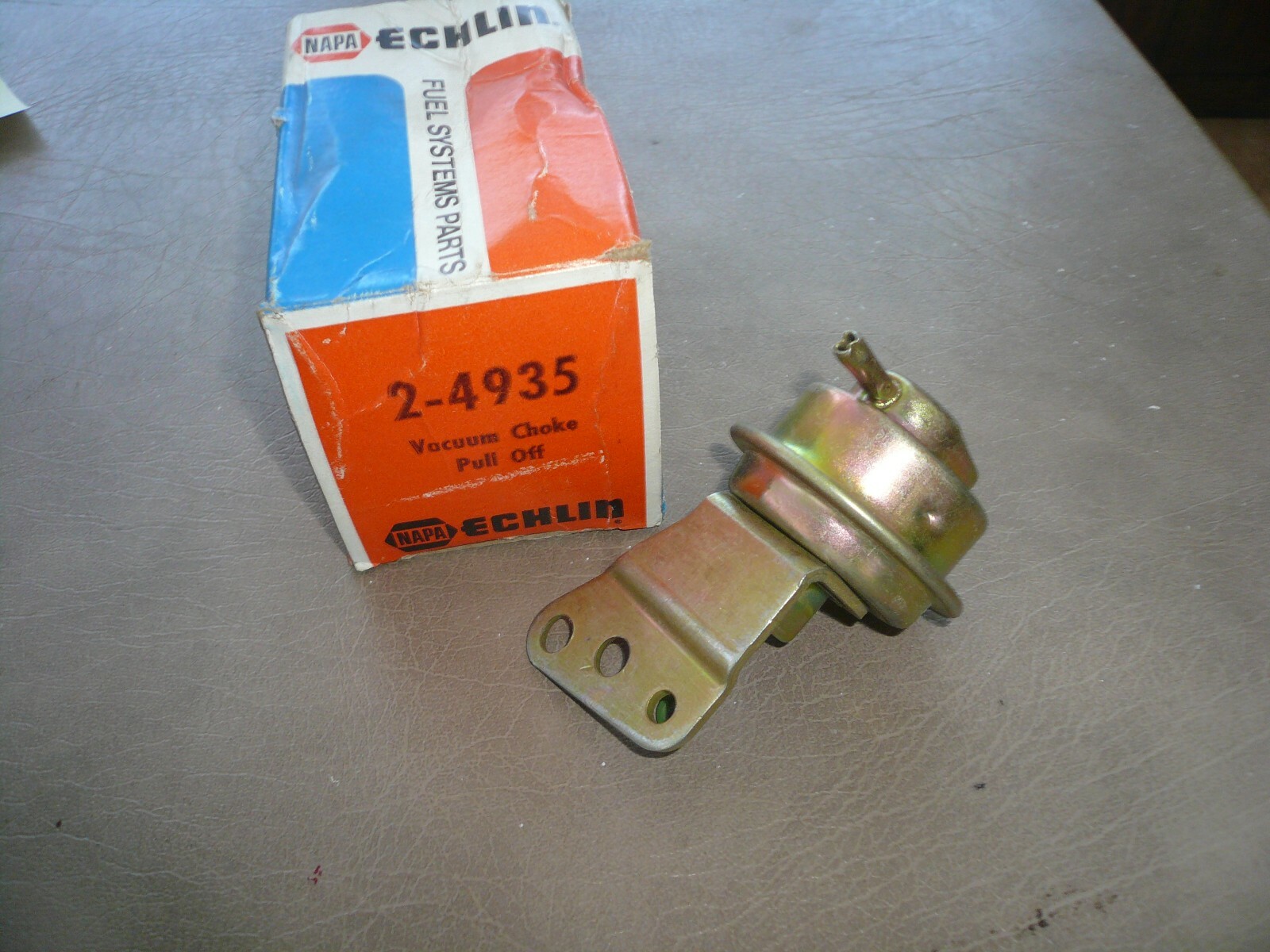 Napa Echlin Vacuum Choke Pull Off NOS 2-4935 1979 Buick Chevy Olds 8 ...