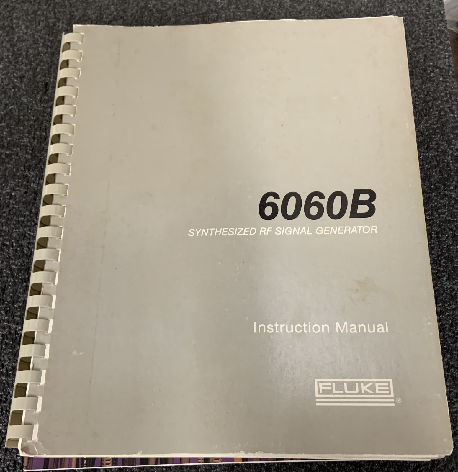 Fluke 6060B Synthesized RF Signal Generator Instruction Manual P/N ...