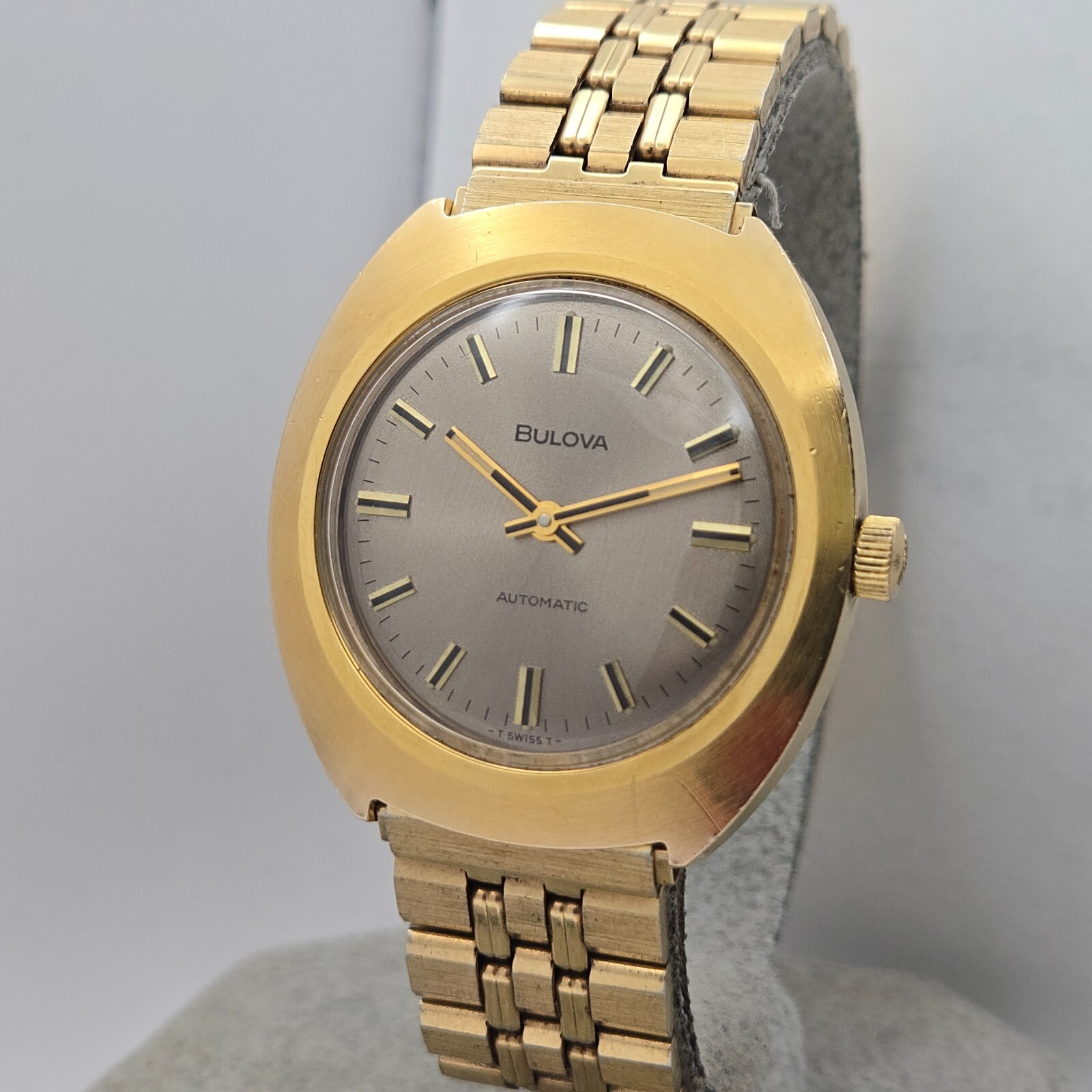 Vintage BULOVA men's automatic watch Micro rotor 12EBA 17Jewels swiss ...