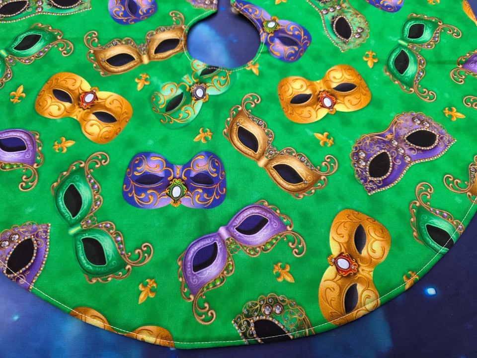 Handmade Mini 19" Christmas tree skirt Mardi Gras Masquerade masks Fat ...