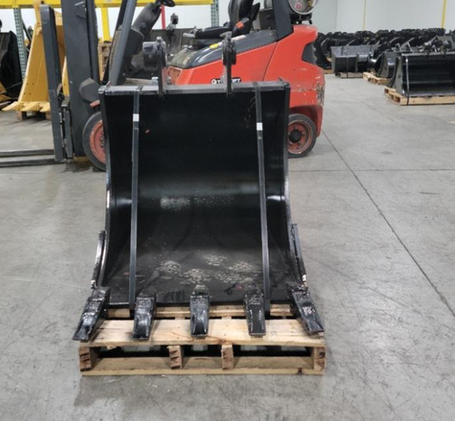 New 30" Heavy Duty Excavator Bucket for a Sany SY95 with Coupler Pins ...