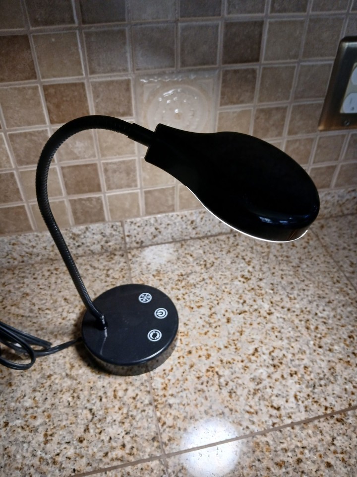 Mainstays LED Dimmable Adjustable Touch Sensor Desk Lamp | eBay