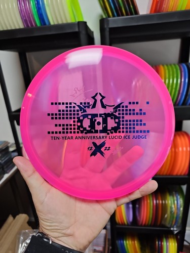 Dynamic Discs Pink 174g Lucid Ice Judge 10th anniversary Putter Golf ...