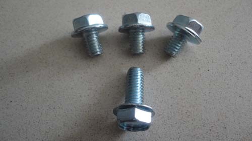 Honda chain guard bolt bolts C50 CA95 C100 C102 Cub C110 C200 C70 80-81 ...