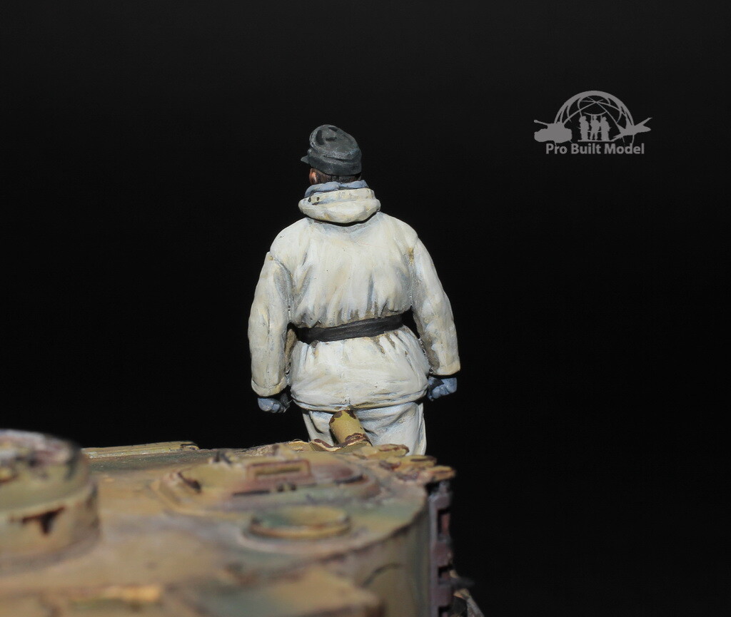 Winter German Tank Crew WWII 1:35 Pro Built Model #5 | eBay