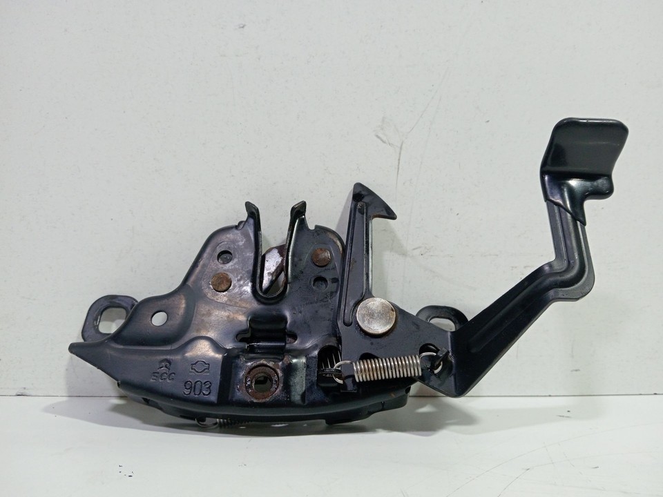 TD27TI MOTORHAUBENSCHLOSS VORNE / 266825 FÜR NISSAN TERRANO II R20 2.7 ...