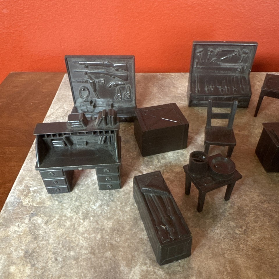 LOT of 15 Vintage Marx Western Town Playset Indoor Furnature ...