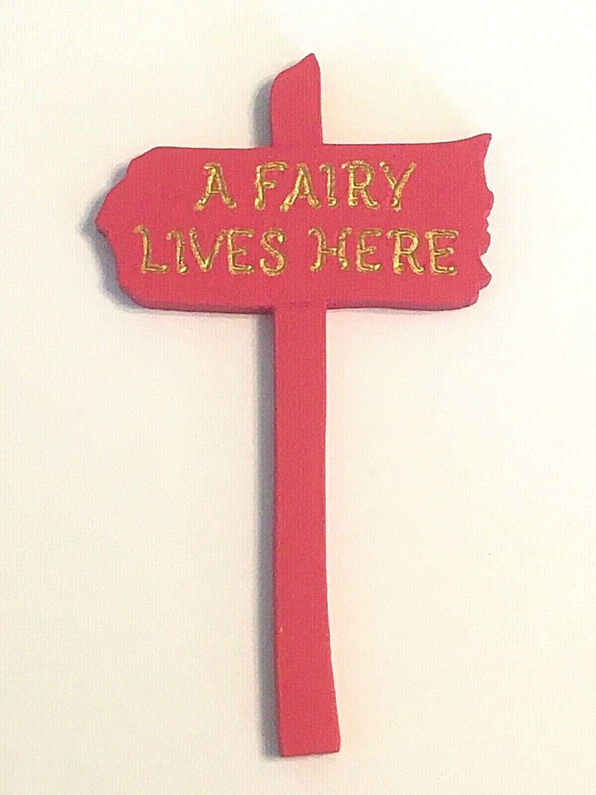 Wooden A FAIRY LIVES HERE Sign Post - Fairy Door Accessory - Fairy ...
