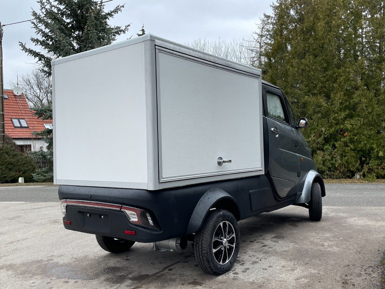 4-Rad-Elektro-PKW, Pick-up-Van mit Lieferbox | eBay.de