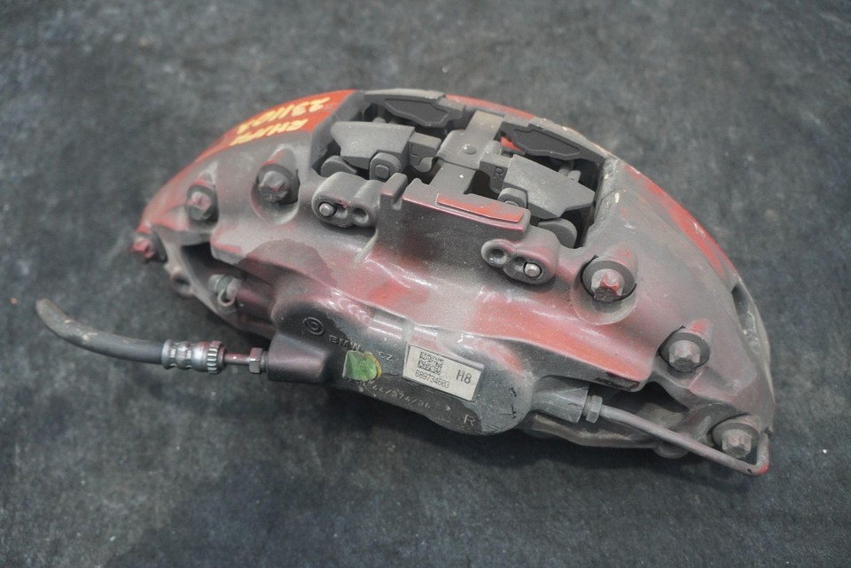Front Right Brake Caliper M Sport Red 34106891346 OEM BMW 840i G16 2022 ...