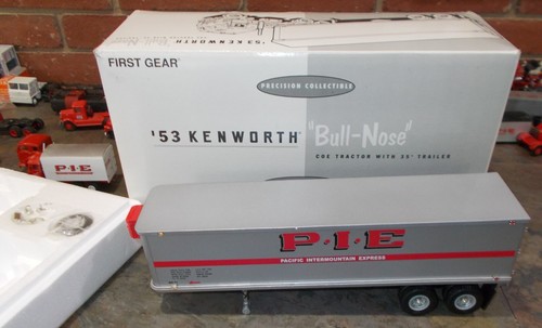 PIE Pacific Intermountain Express 35' Trailer reefer First Gear Truck ...