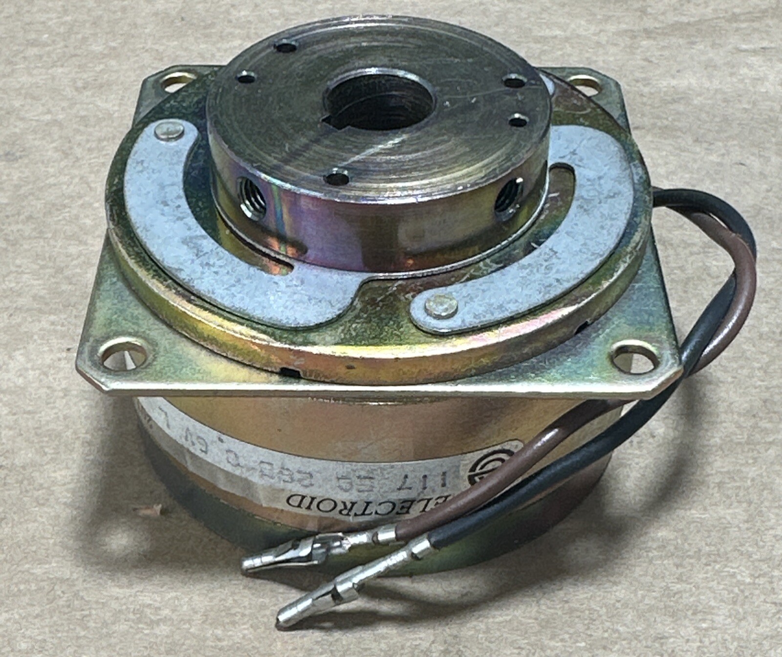 PREOWNED - Electroid Company 117 EC-26B-8-6V-L Electric Brake/Clutch ...