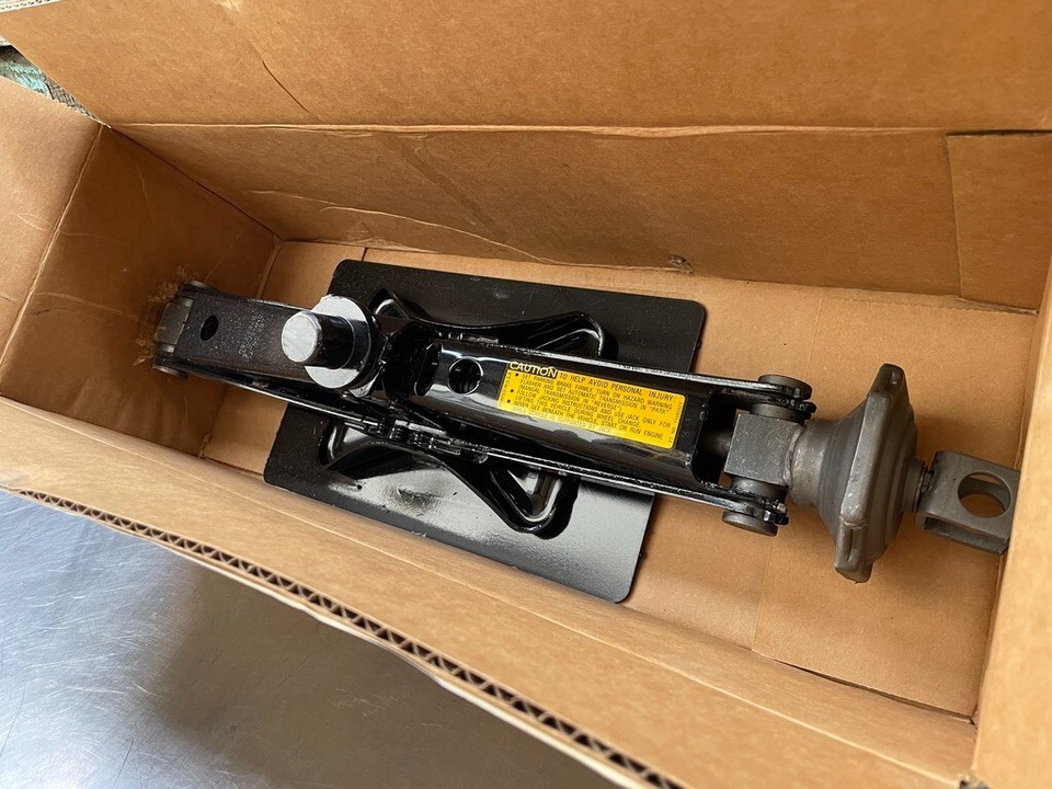 HMMWV M998 SCISSOR JACK LIFT 5939822, 5120-01-375-0070, 57K3228 | eBay