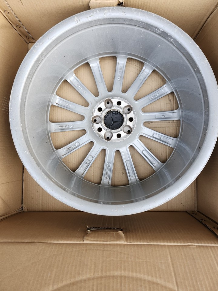 Mercedes C400 C300 C300d OEM 19" FRONT Wheel 85374 2054011300 ...
