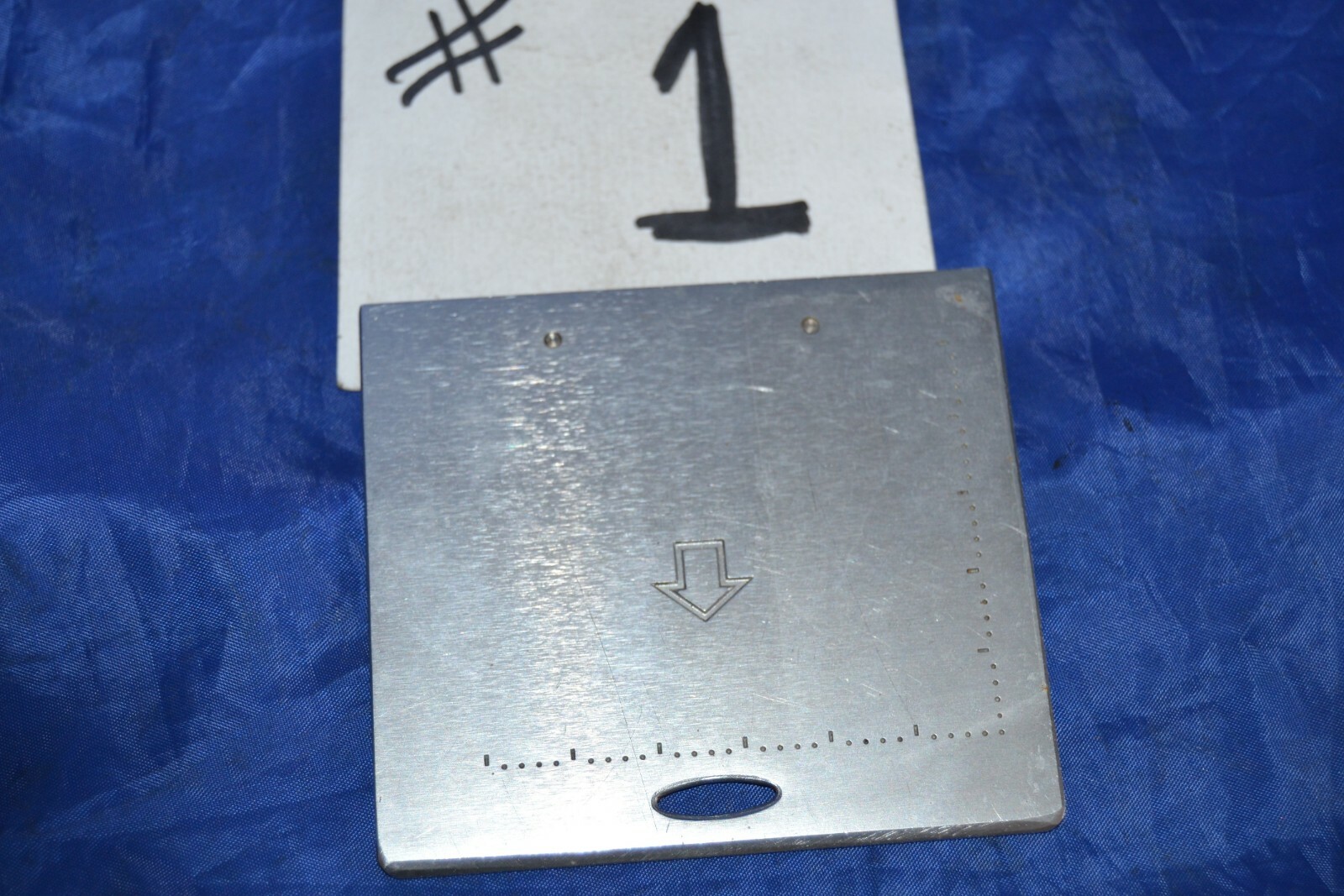 SLIDE PLATES & NEEDLE PLATES FOR SEWING MACHINES ORIGINAL/AFTERMARKET ...