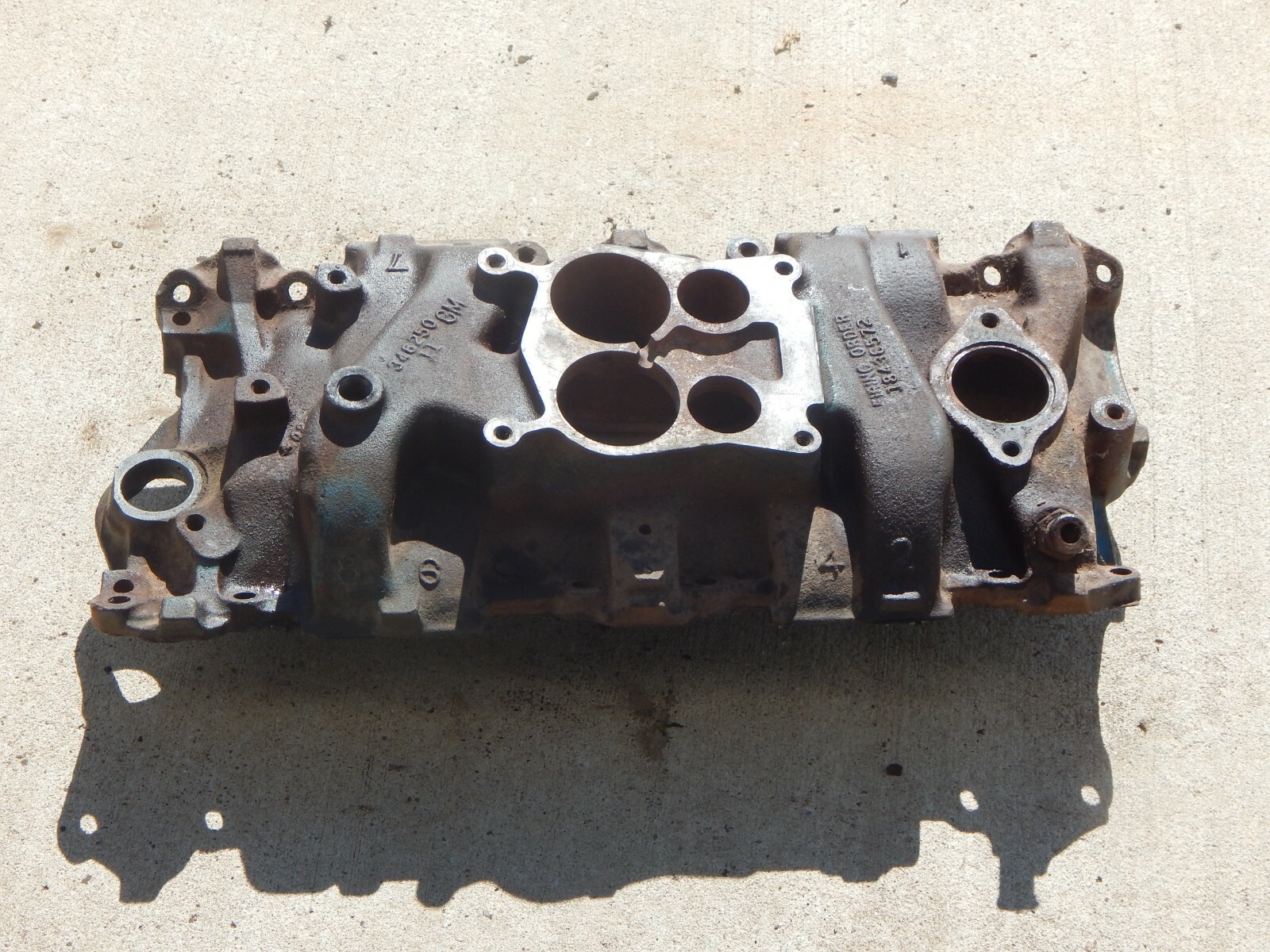 OEM 1977 Chevrolet small block 4 barrel quadrajet intake manifold ...