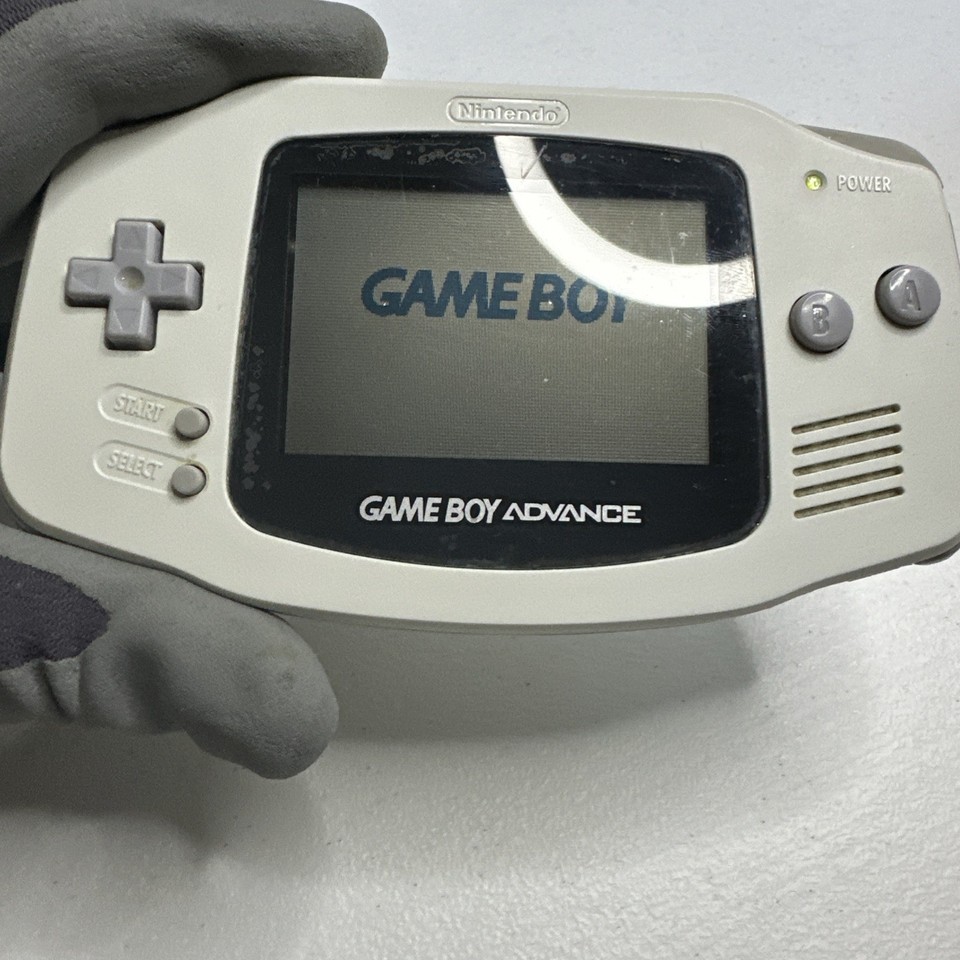 White Game Boy Advance + 6 USA GBA/GB Games Lot – Tested – Works Great ...