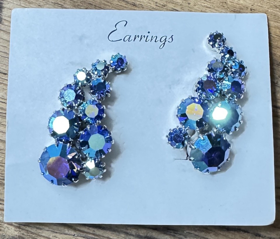 Vintage 1950s NOS Clip on Earrings Blue Aurora Borea Color ~Pronged ...