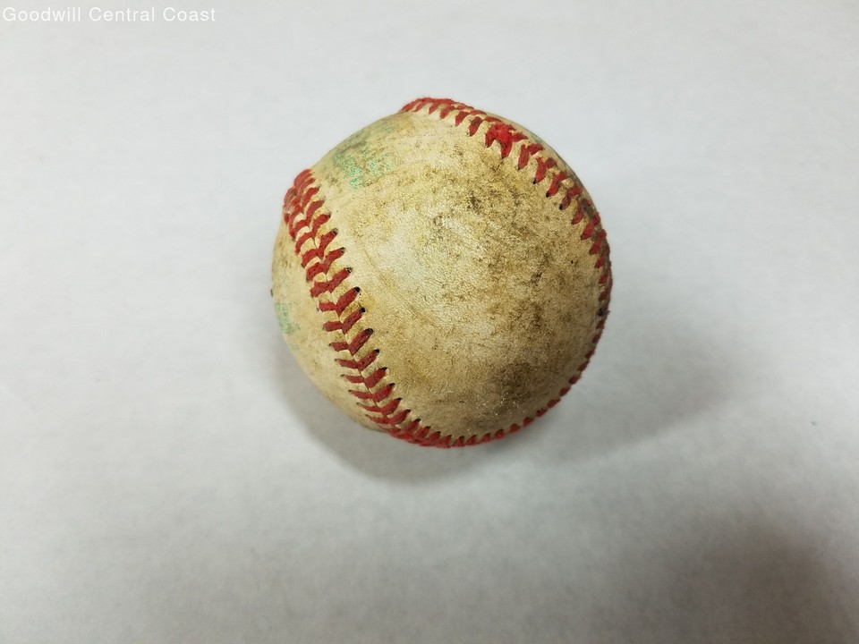 Multi Brand Baseballs Bulk Lot - Some Signed! | eBay