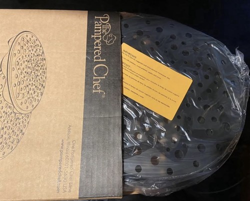 THE PAMPERED CHEF MICROWAVE CHIP MAKER {SET OF 2} # 1241- NIB | eBay