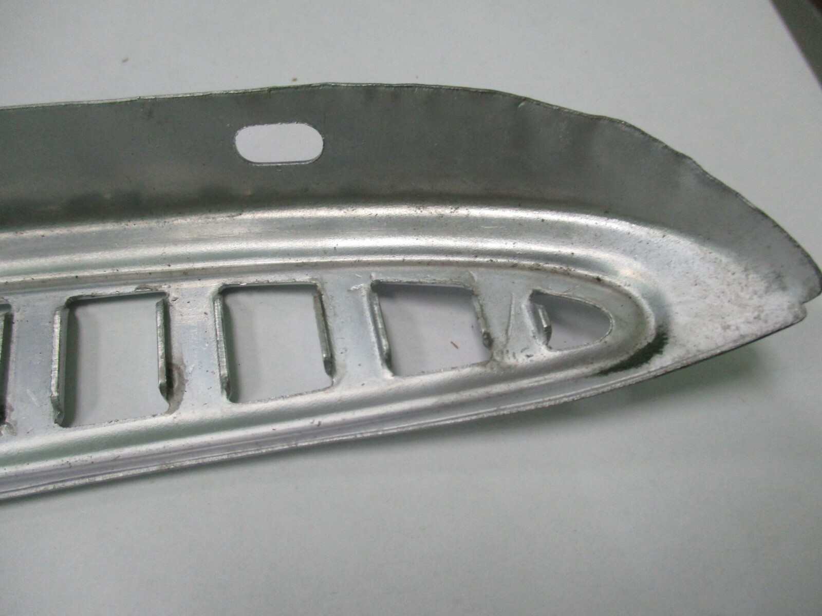 Austin Healey 3000, BT7, BJ7, BJ8 bonnet air intake grille AHB9005, BMC ...