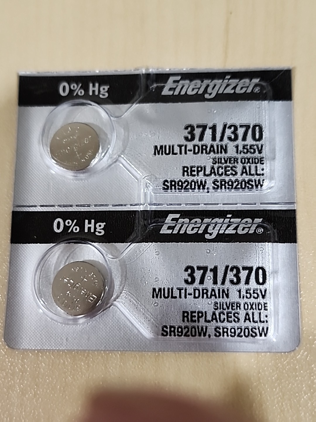 2 x Fresh carded Energizer 371/370 Silver Oxide Watch Battery SR920SW ...