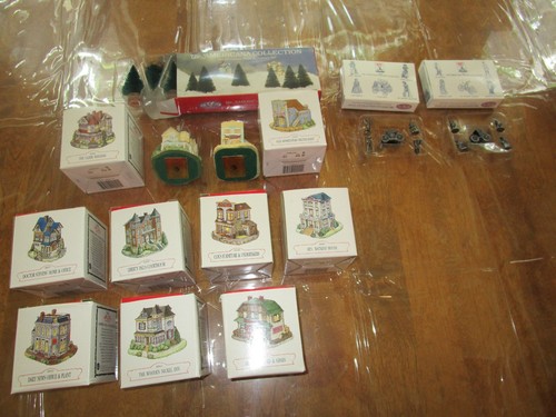 Liberty Falls Americana Collection - 9 Homes + Tree Set + 2 Pewter ...
