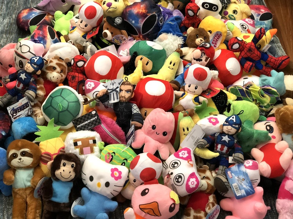 Crane Claw Machine Animal Plush Filler Mix 110 Pieces (40% Licensed ...