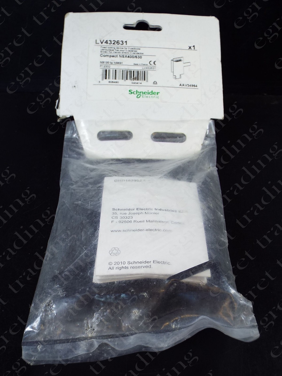 Schneider Electric LV432631 Fixed Locking Device For Compact NSX400/630 ...