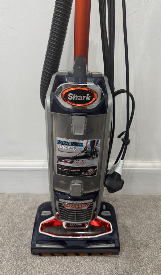 Shark NZ801UKT Duo Clean Navy/Orange Upright Vacuum Cleaner Tested ...