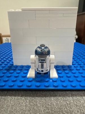LEGO Minifigure Star Wars Astromech Droid, R2-D2, Lavender Dots, 1L | eBay