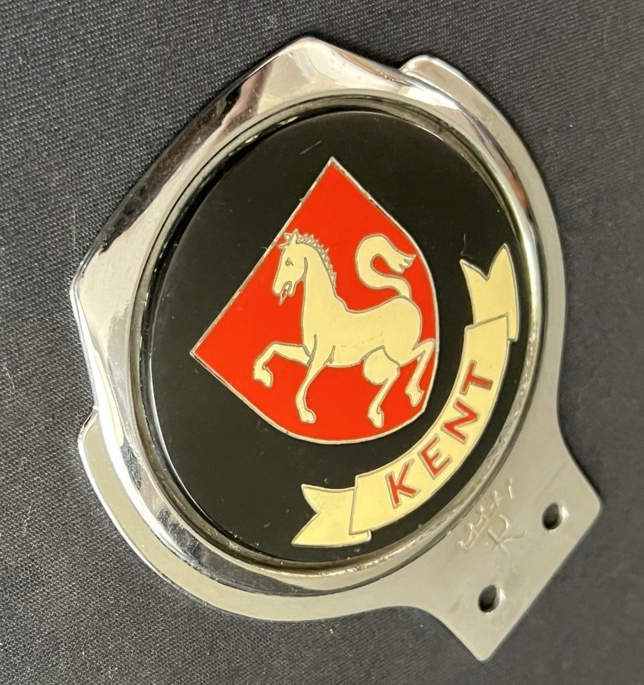 KENT COUNTY COAT OF ARMS CRESTED VINTAGE RENAMEL MOTOR CAR BADGE EMBLEM ...